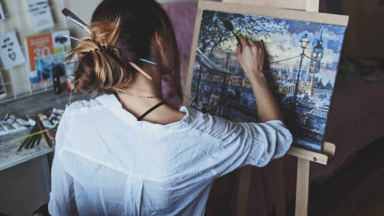 Top Mistakes to Avoid When Starting Your Career as a Visual Artist ...